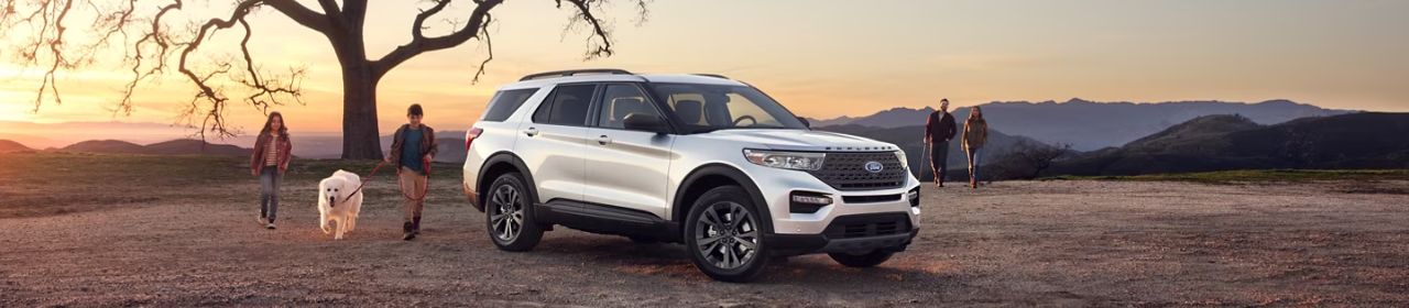2025 Ford Explorer vs 2025 Cadillac Escalade - Big West Ford